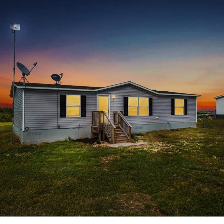 302 Lippe Ln, Niederwald, TX, 78640 - MLS# 1891346