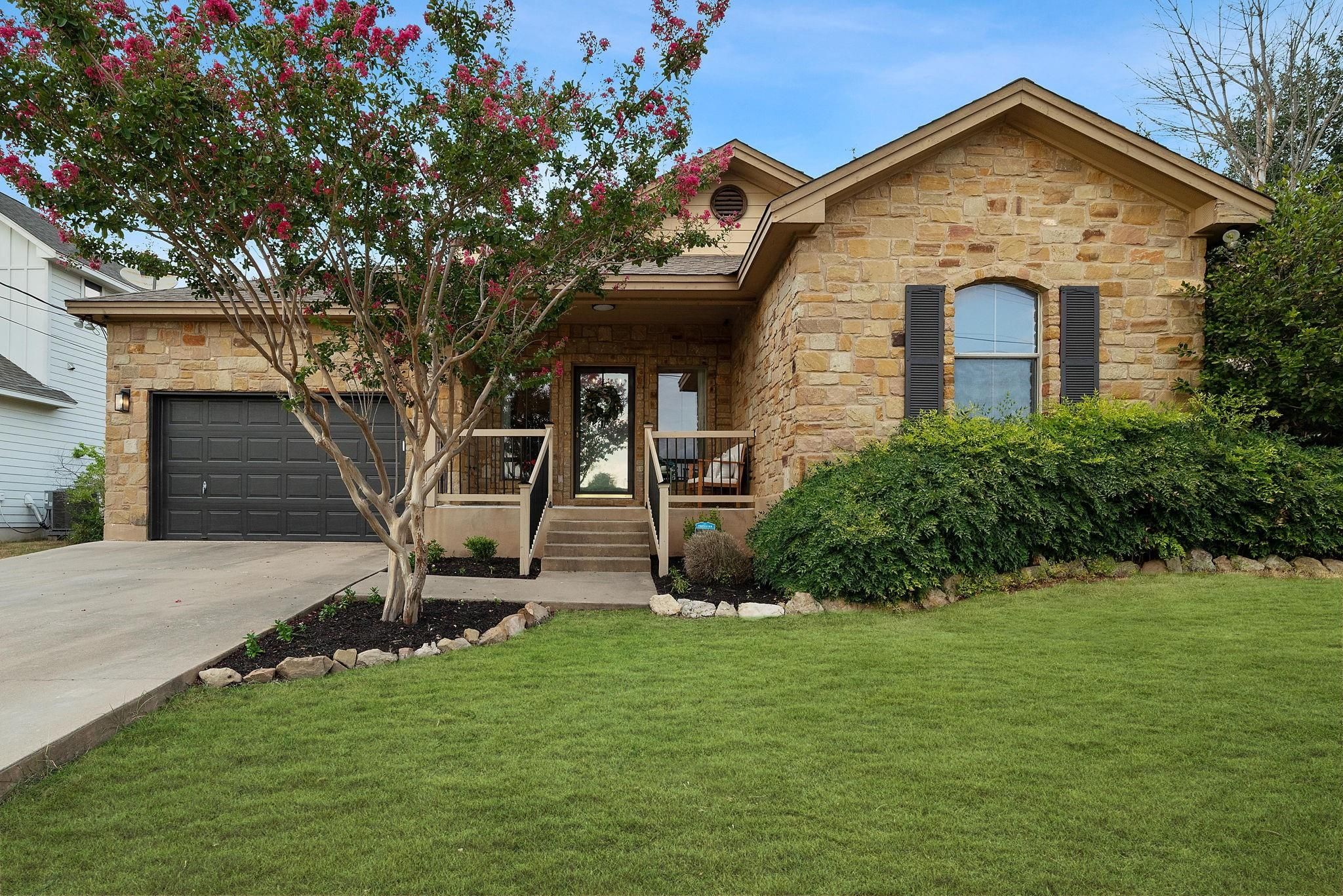 17522 Village Dr, Dripping Springs, TX, 78620 - MLS# 2995754