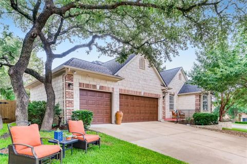 Lake Pointe Homes for Sale | Lake Pointe Austin