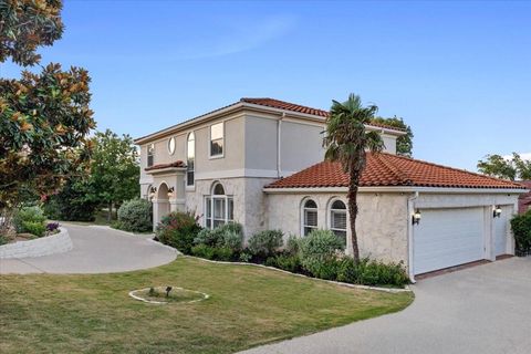 35 Autumn Oaks Dr, The Hills, TX, 78738 - MLS# 3473352