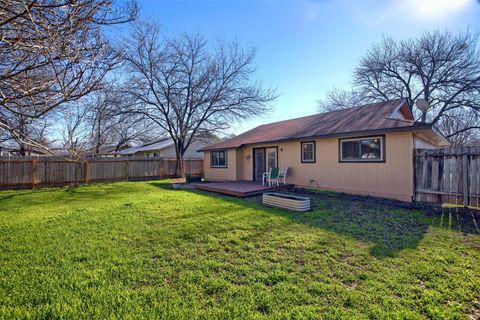 6704 Meadow Lake Blvd, Austin, TX, 78744 - MLS# 8787530