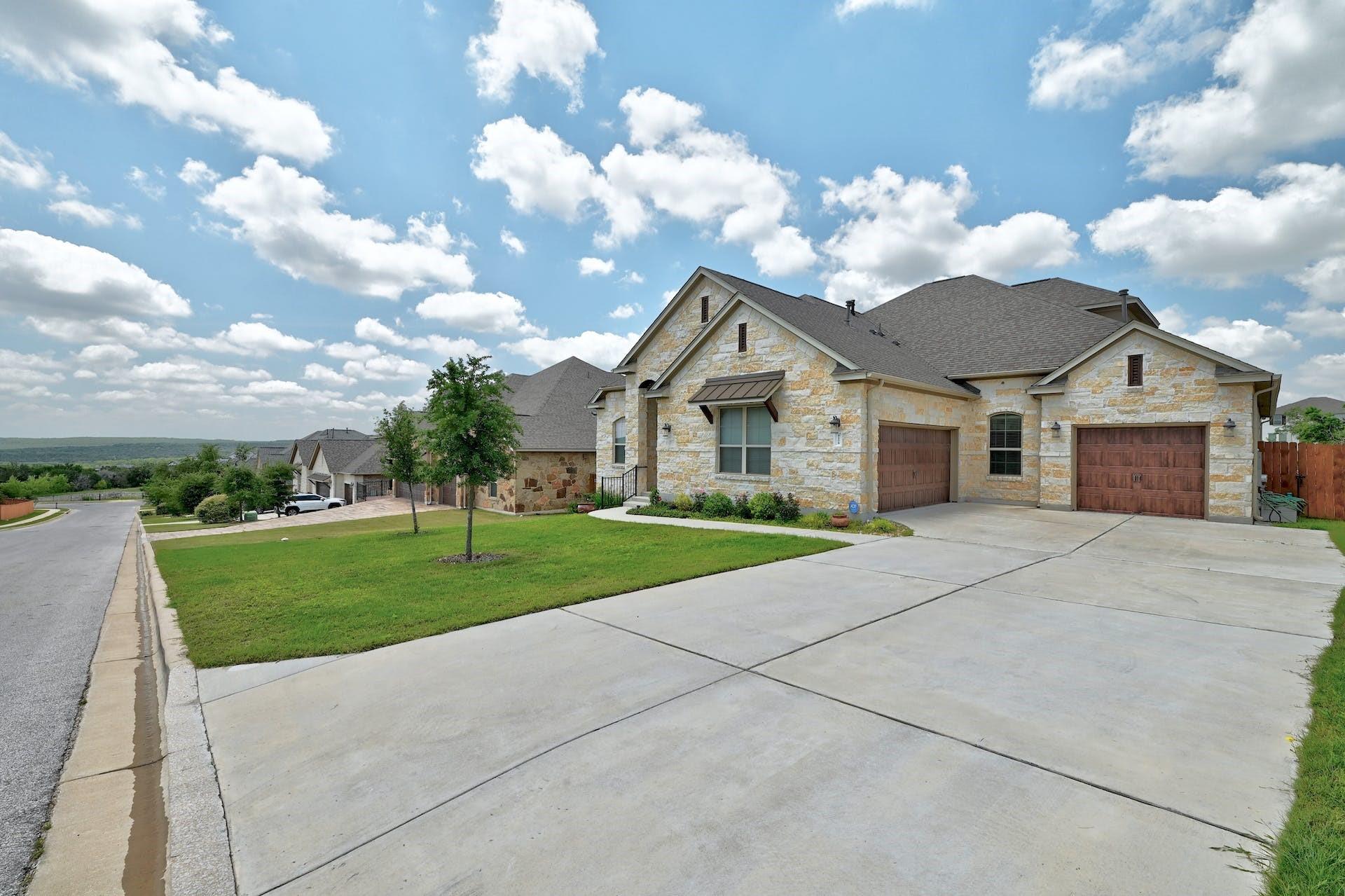 5208 Via Besso Dr, Bee Cave, TX, 78738 - MLS# 3338390