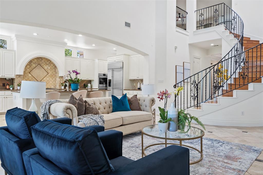 8915 Chalk Knoll Dr, Austin, TX, 78735 - MLS# 8920951