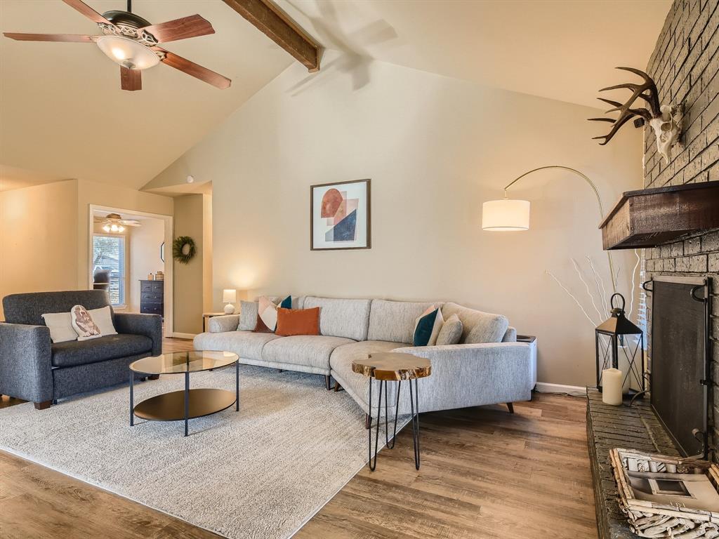 Forest North Elementary School Homes for Sale | Forest North Elementary ...