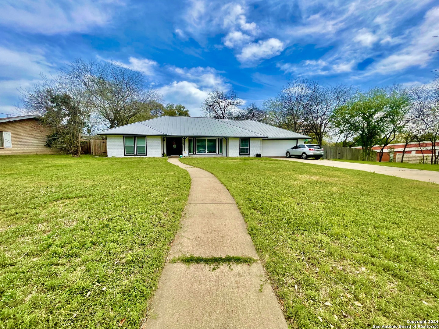 100 Northcrest Dr, Castle Hills, TX, 78213 - MLS# 1759575