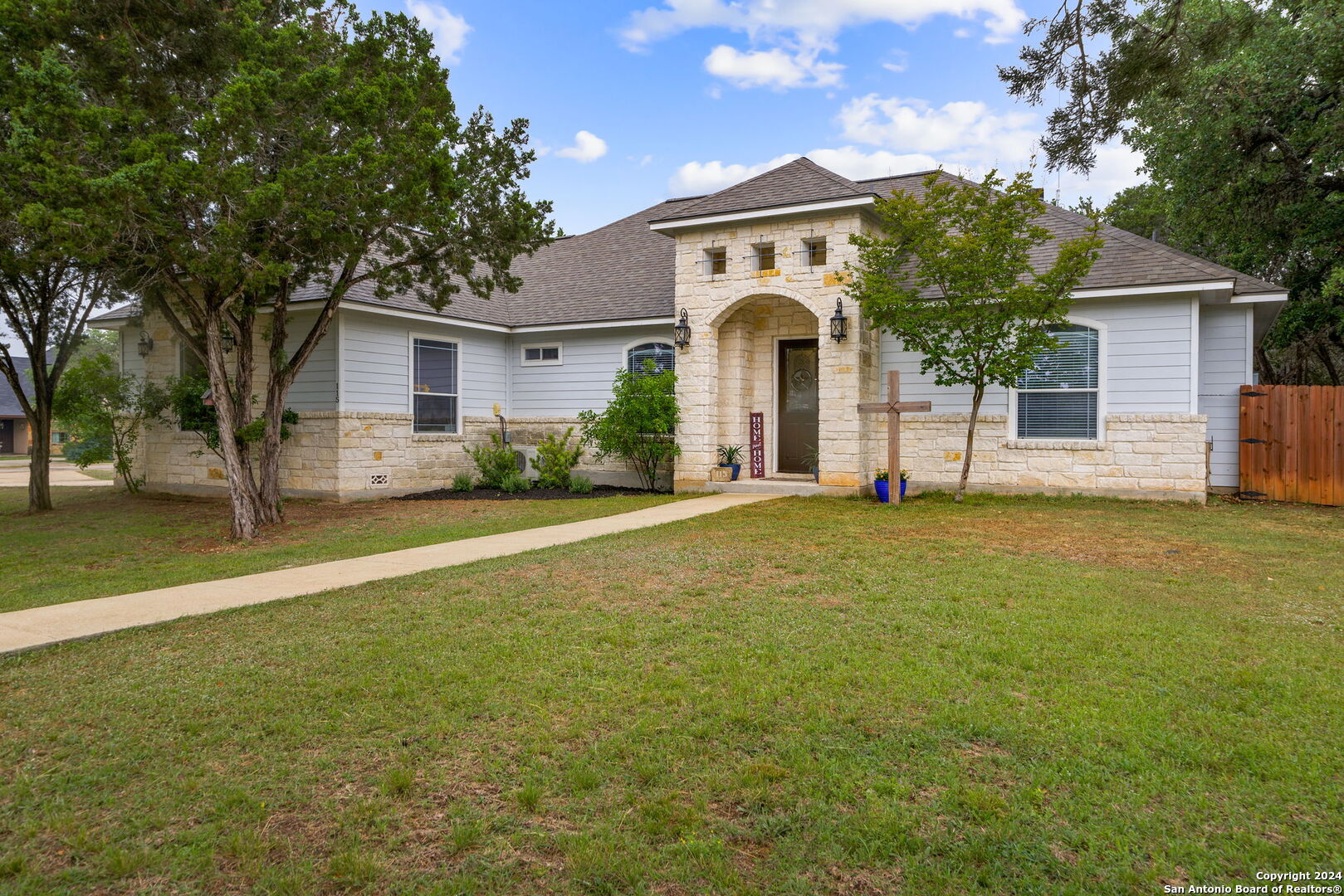 115 N Star Dr, Bandera, TX, 78003 - MLS# 1767656