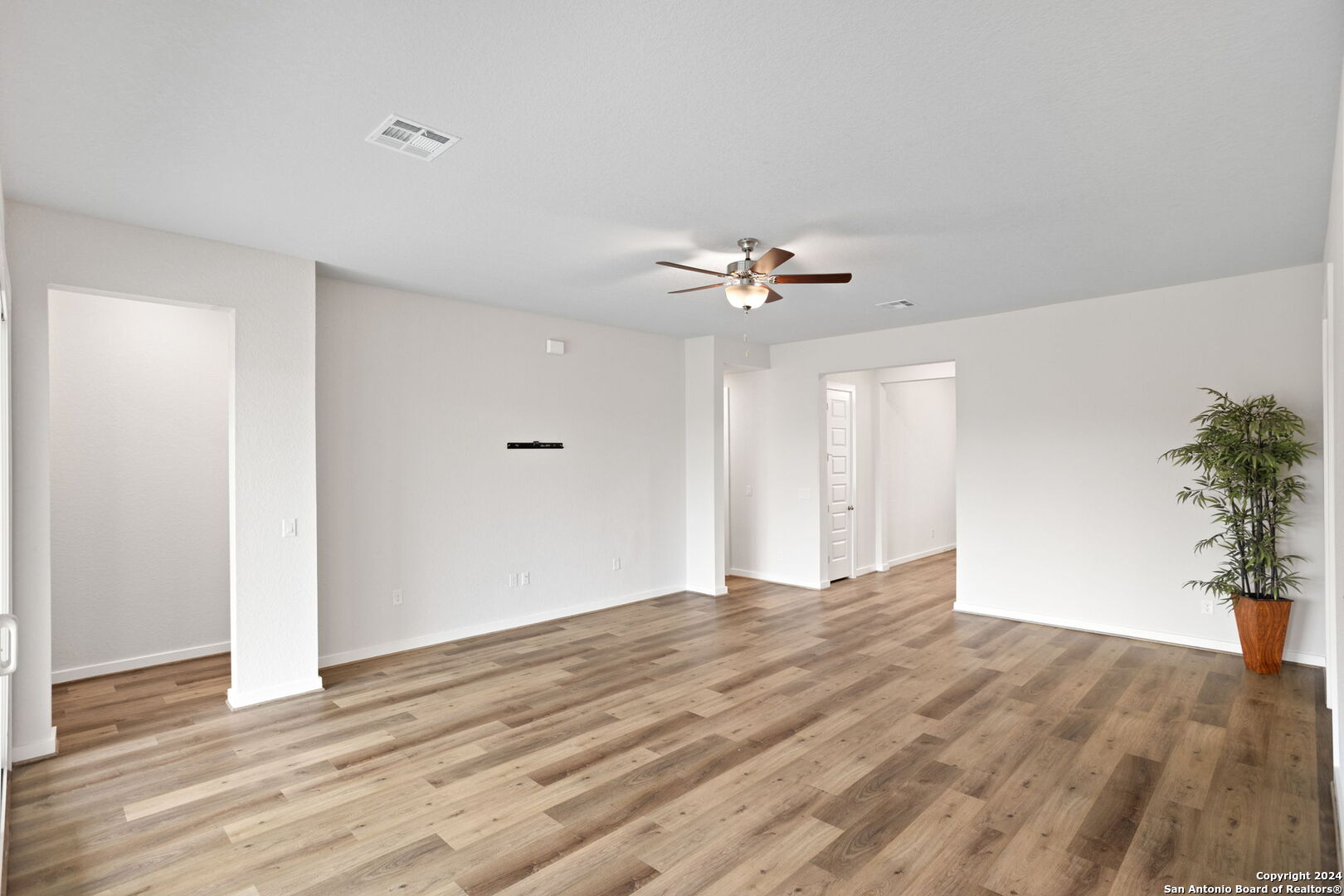 11514 Hollering Pass, Schertz, TX, 78154 - MLS# 1765791