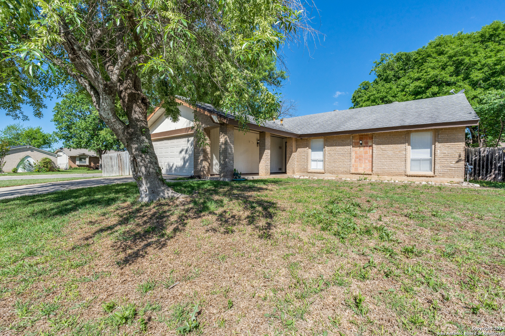 7801 Rainbow Falls, Live Oak, TX, 78233 - MLS# 1763929