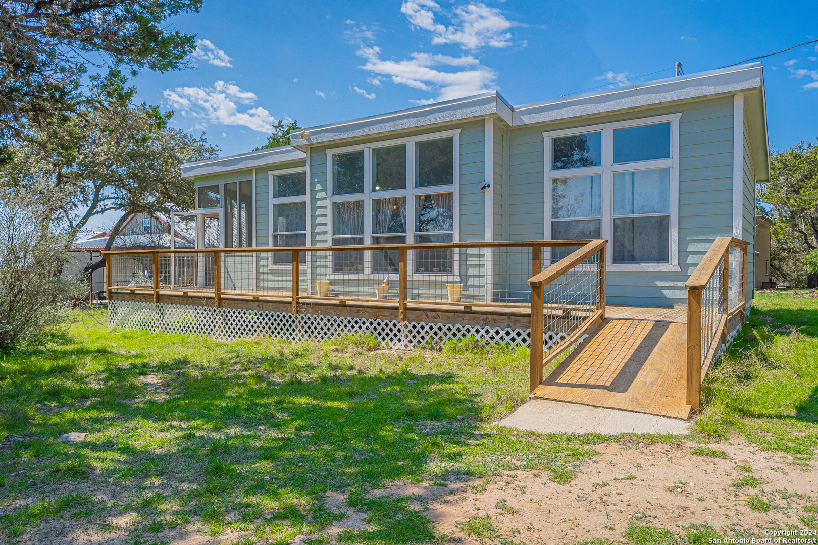 269 Angel Dr, Lakehills, TX, 78063 - MLS# 1755953